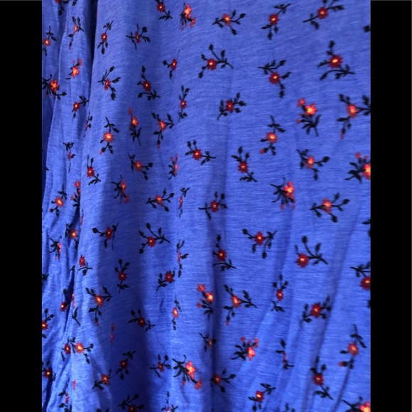 Tops | Highline Top 10 Rayon Flower Design | Poshmark